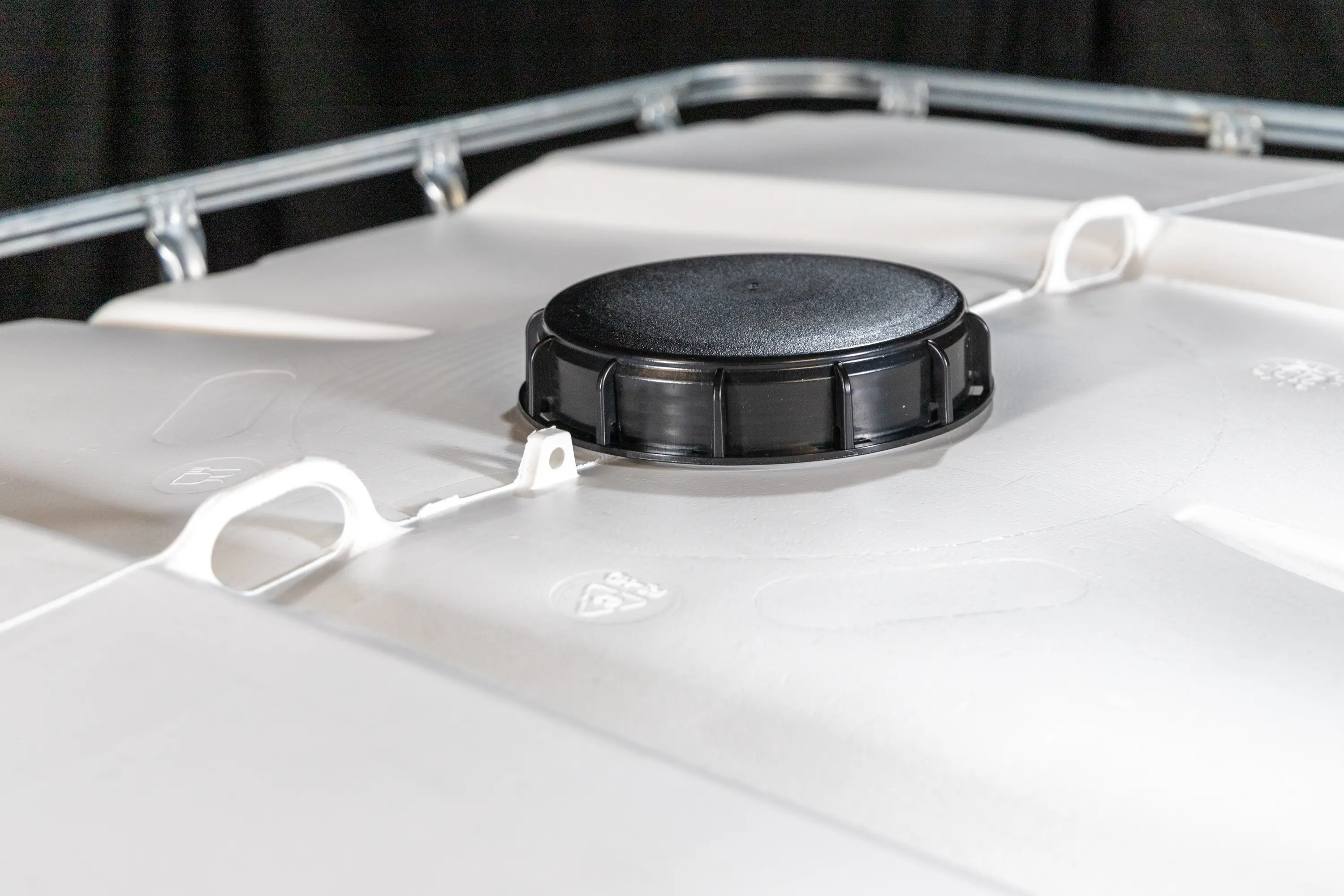 IBC-Container | Multitalent für Lagerung und Transport